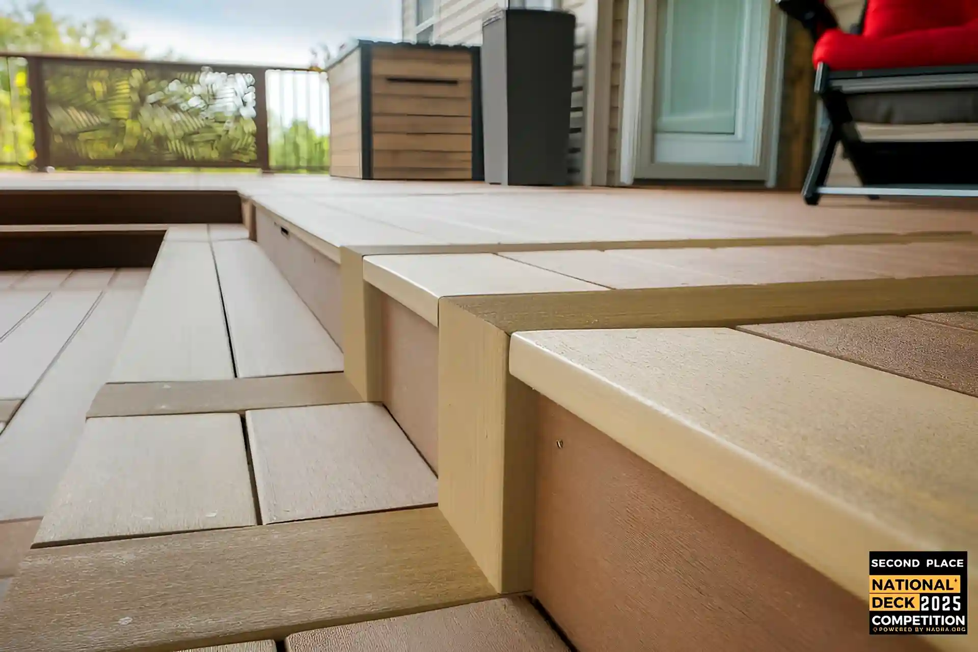 Hen-House Decks Earns 2nd Place Award for Alternative Deck